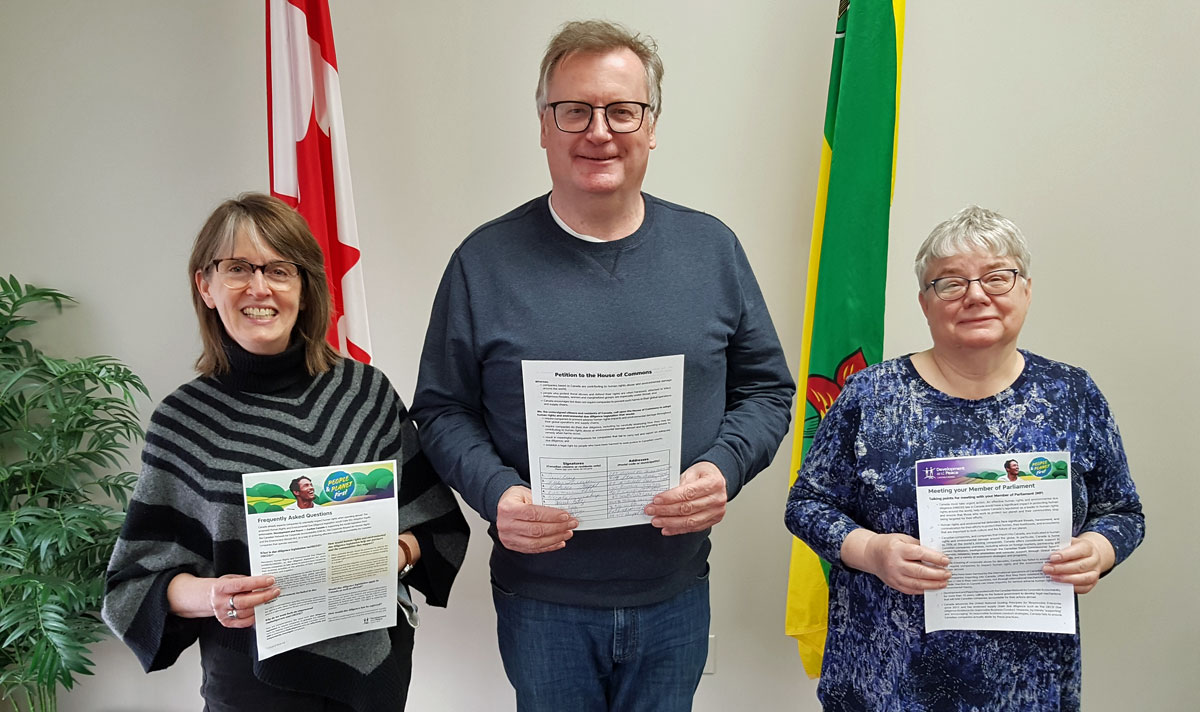 Presentation of Development and Peace petition to MP Kevin Waugh ...